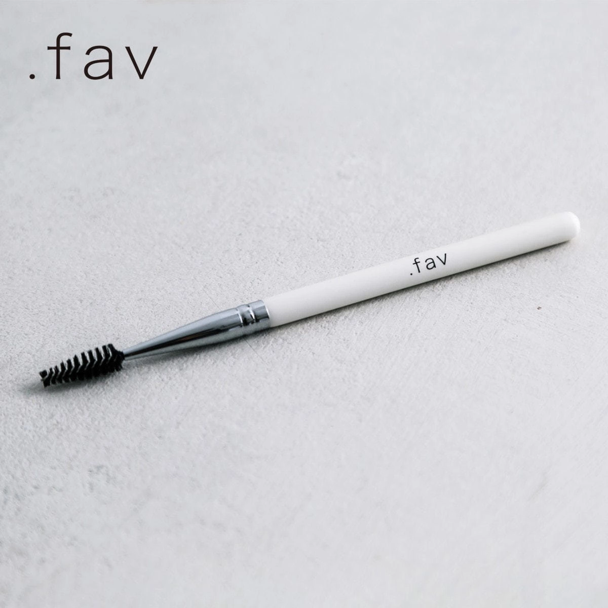 fav】Eyebrow screw brush | BEAUTY GARAGE INC.